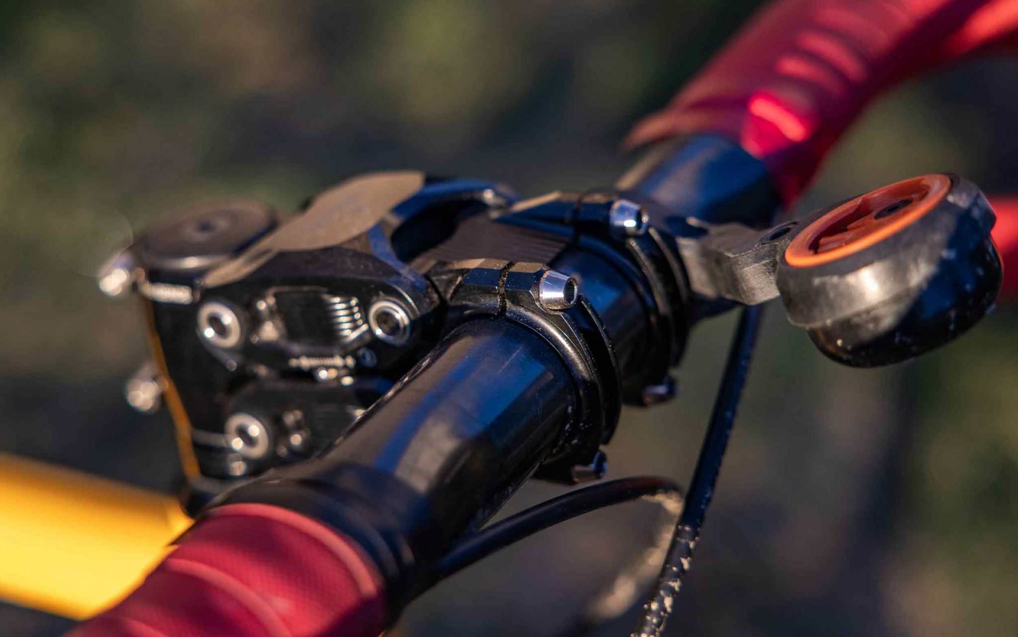 Vecnum freeQence Test: gefederter Vorbau am Gravelbike? - LifeCYCLE Magazin